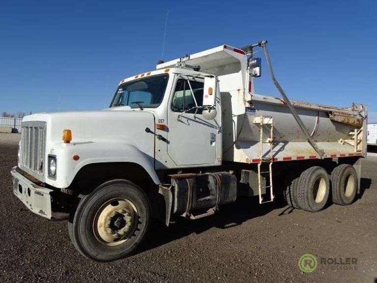 2000 INTERNATIONAL 2574 T/A Dump Truck, Cummins N14 Plus, 13-Speed Transmission, Hendrickson ...