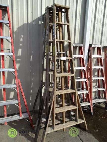 (4) Greenbull 8' Wood 3-Leg Ladders - Roller Auctions