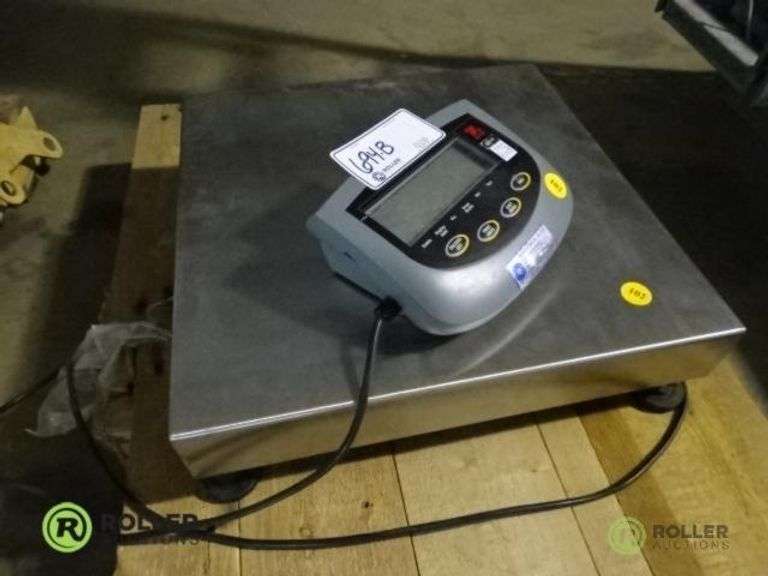 Ohaus CD-11 With Champ Square CQ100L Scale - Roller Auctions