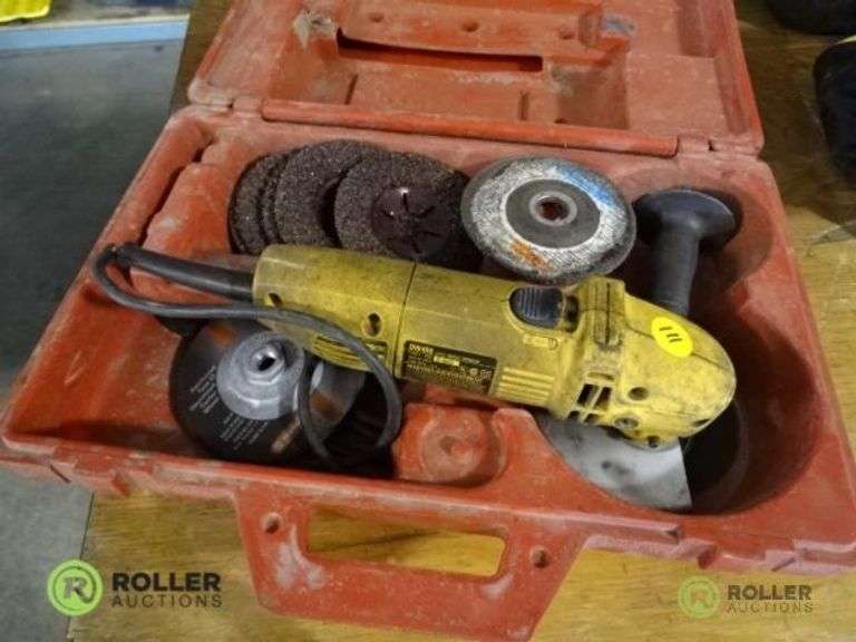 DeWalt DW400 4-1/2in Angle Grinder - Roller Auctions