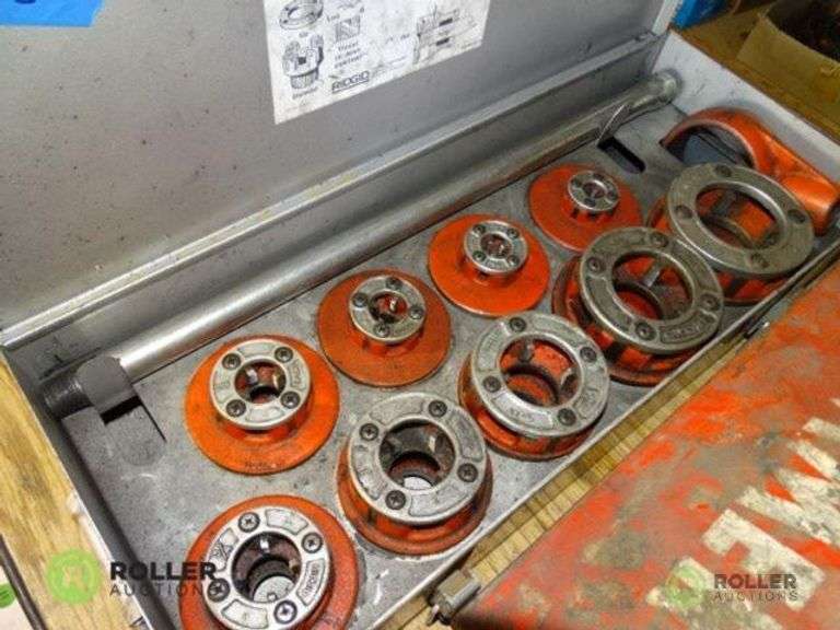 Ridgid 12-R Manual Pipe Threader - Roller Auctions