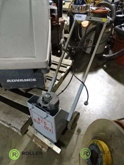 The Big Rip Off Floor Machine - Roller Auctions