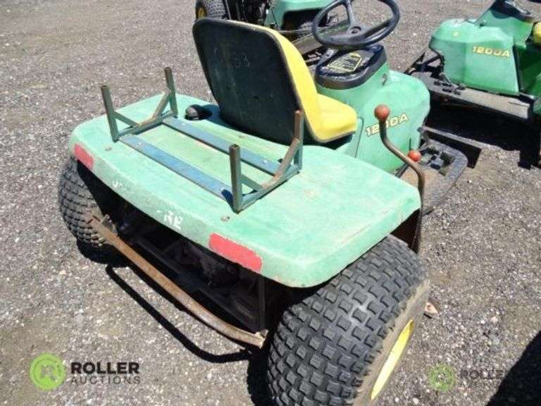 John Deere 1200A Ride-On Bunker and Field Rake, Gas Engine, Does Not ...