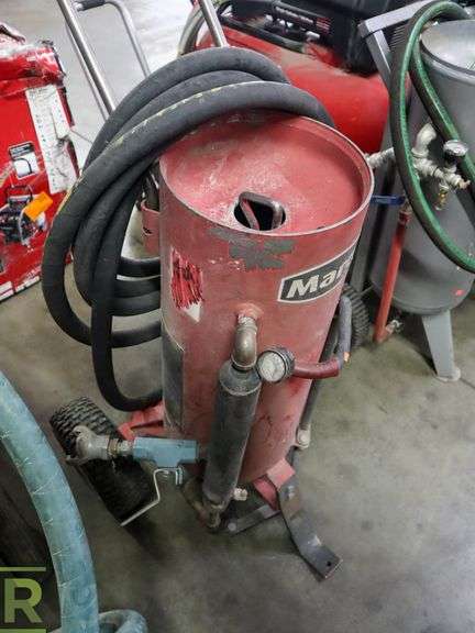 Marco Abrasive Blast Pot - Roller Auctions