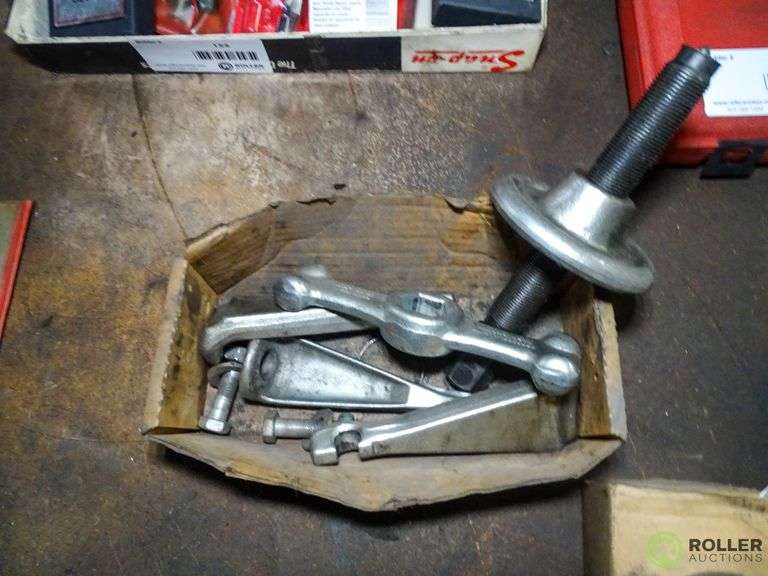 Blue Point Gasket Punch Set, Puller and Current Indicator - Roller Auctions