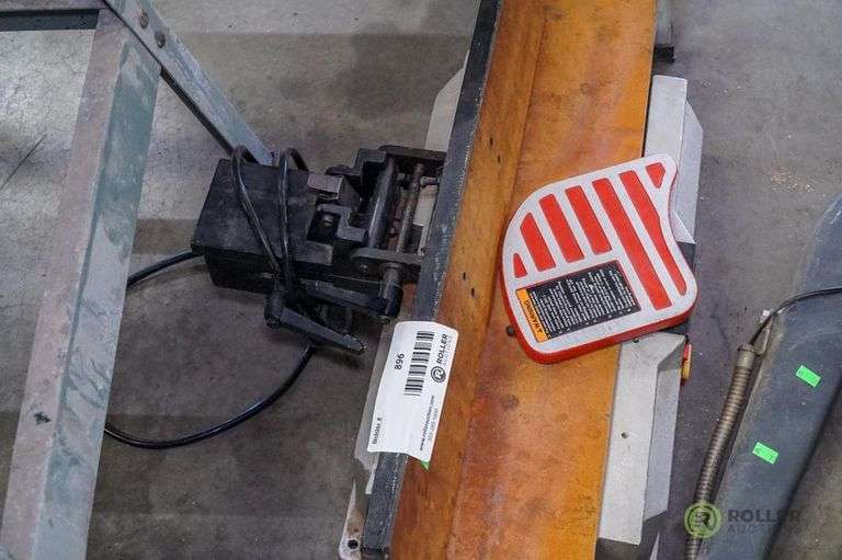 Craftsman 351.217880 Jointer and Scroll Saw - Roller Auctions