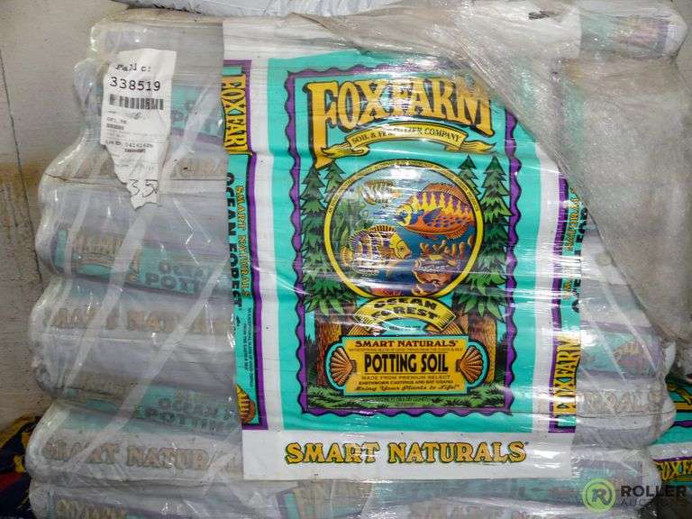 (2) Pallets of Fox Farm Soil and Fertilizer Potting Soil Bags - Roller ...