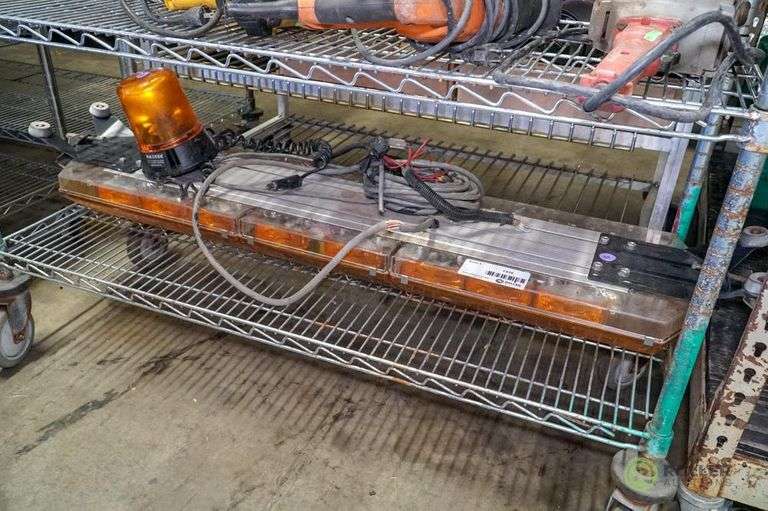 Haztec Light and Excalibur Code 3 Light Bar - Roller Auctions