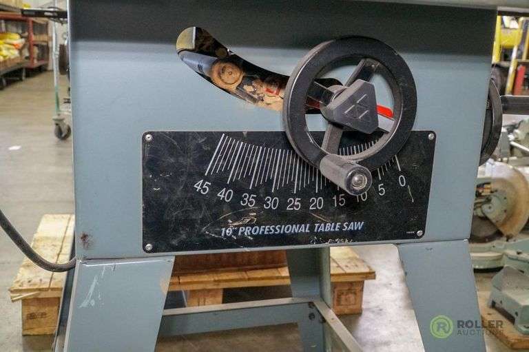Delta 36-650 Table Saw (Motor Detached) - Roller Auctions