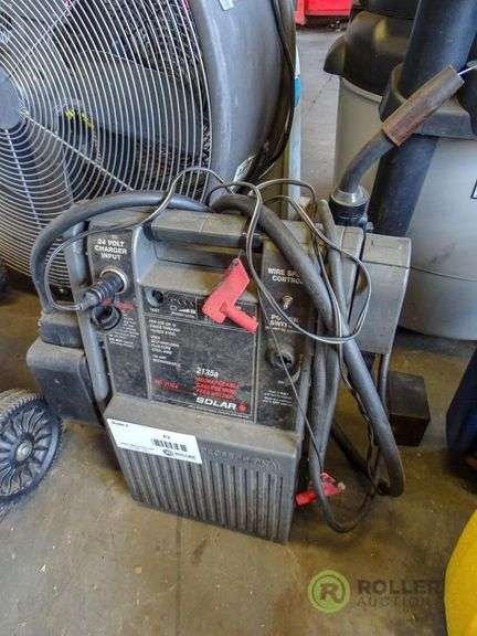 Solar 2135A Portable Wire Feed Welder - Roller Auction