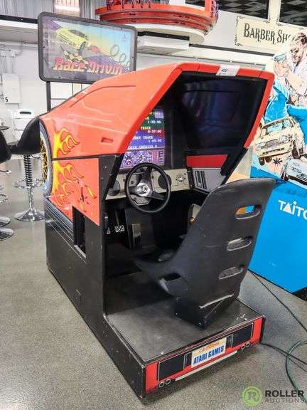 Atari Race Drivin' Arcade Game - Roller Auctions