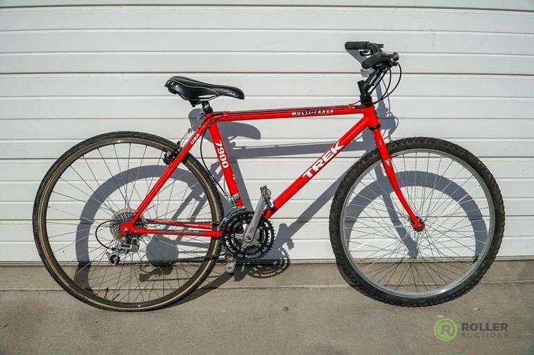 Trek Multi Track 7900 Mountain Bike - Roller Auctions