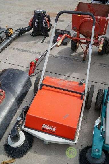 Hako Minuteman Walk-Behind Sweeper - Roller Auctions
