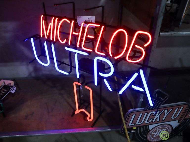 Michelob Ultra Neon Sign, 32" x 27" - Roller Auctions