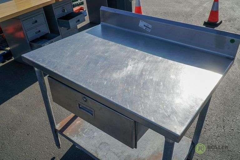 Metal Shop Desk With Lower Shelf - Roller Auctions