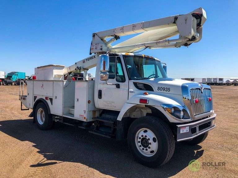 2008 INTERNATIONAL WORKSTAR 7400 Bucket Truck, MaxxForce Diesel, Automatic, Terex Hi-Ranger ...