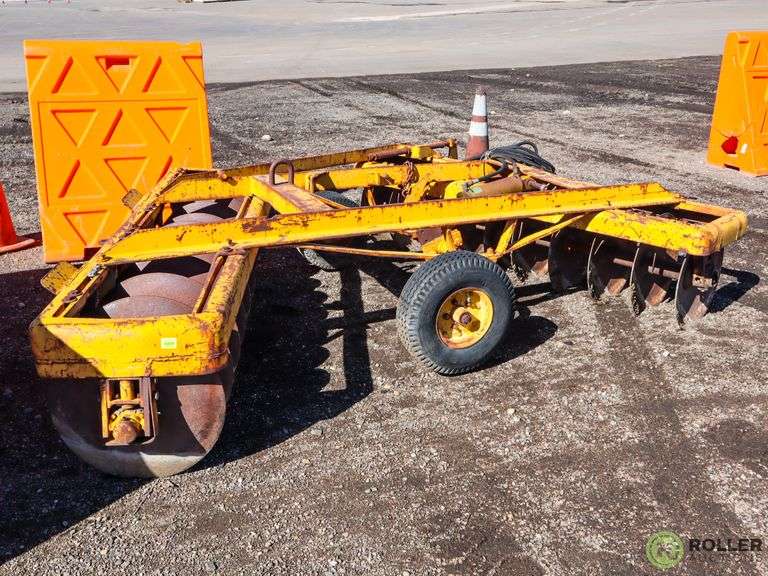 Pull Behind Disc Attachment With Hydraulics - Roller Auctions