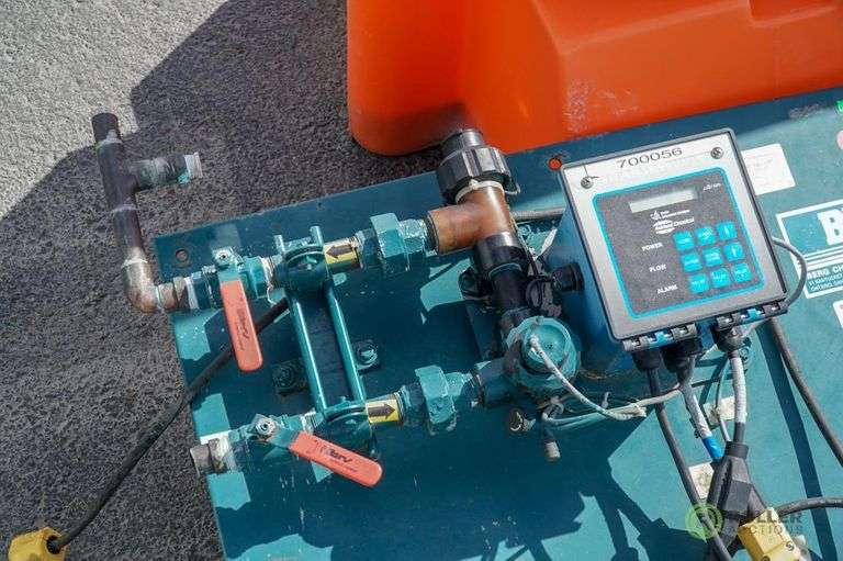 Fertilizer Injector - Roller Auctions