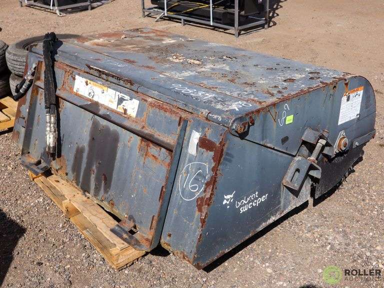 Bobcat 72" Hydraulic Box Broom Sweeper Attachment To Fit Skid Steer ...