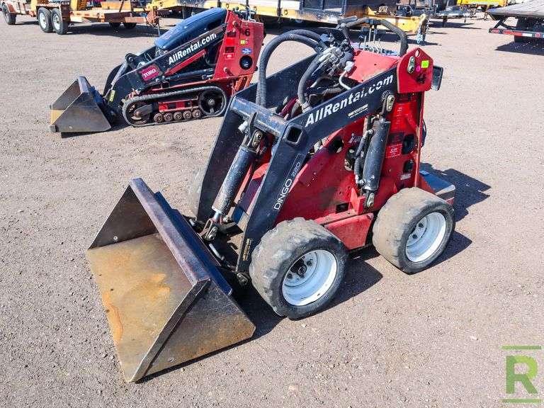 2014 Toro Dingo 220 Mini Skid Steer - Roller Auctions