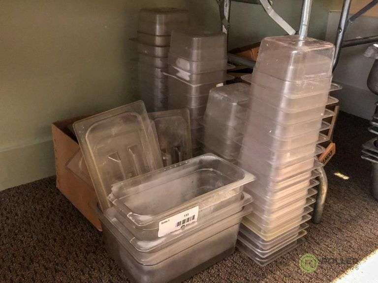 (54) Cambro Plastic Inserts With (21) Lids - Roller Auctions