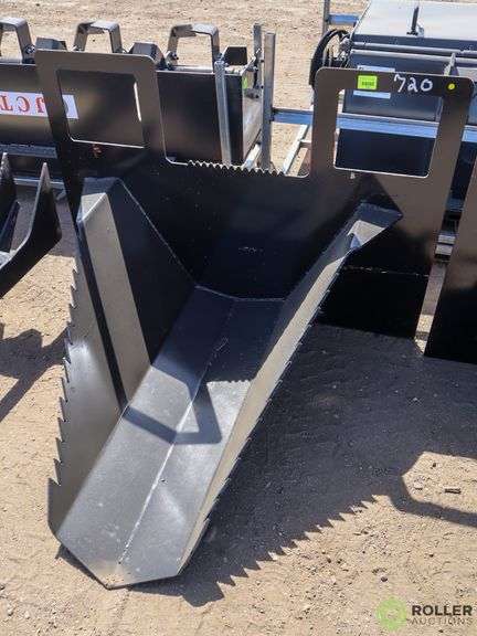 New Kit 40" Spade Bucket To Fit Skid Steer Loader - Roller Auctions