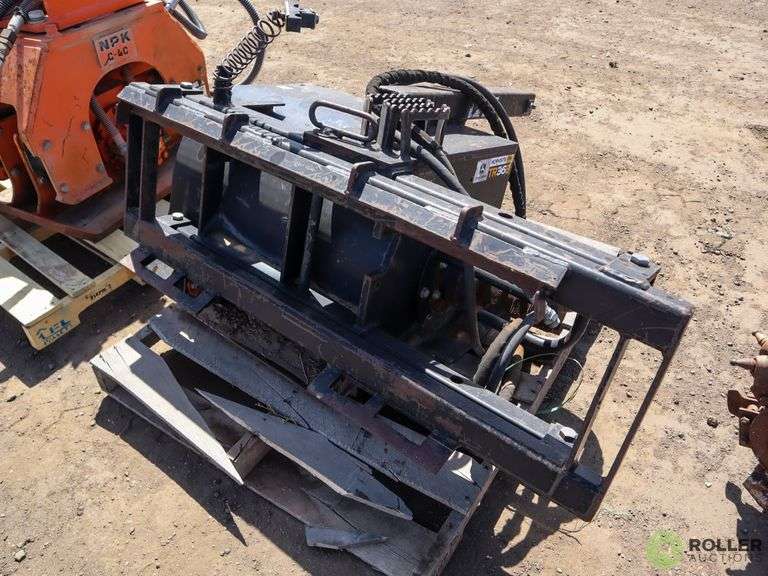 John Deere TR36B Trencher Attachment - Roller Auctions