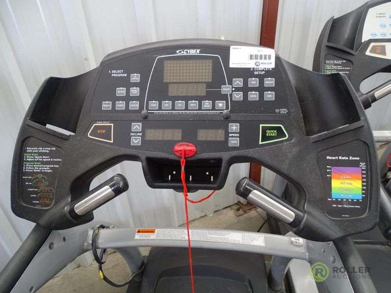 Cybex 550T Pro + Treadmill, Mileage Reads 19737, Showing 5324 Hours ...