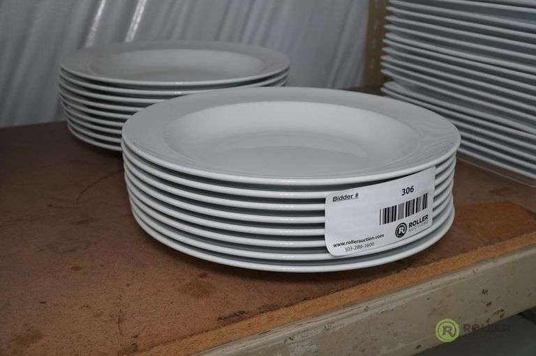 (17) Bauscher Dinner Plates - Roller Auctions