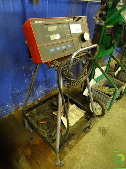Snap-On MT3750 AVR Starting and Charging System Tester - Roller Auctions