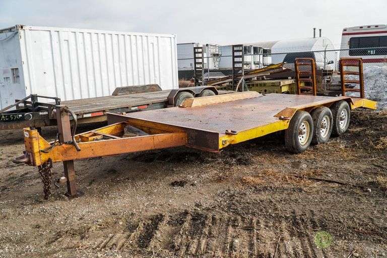 1977 ZIEM Tri-Axle Equipment Trailer, 93in x 17' Steel Deck, 3 ...