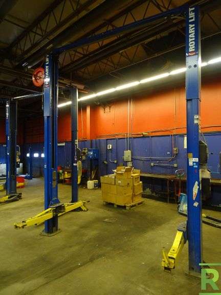 Rotary Lifts SPO10N700 10,000-Lb 2-Post Lift With Hose Reel - Roller ...