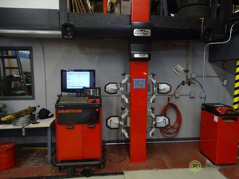 Hunter Hawkeye Fixed 233-54-1 Precision Wheel Alignment Machine with ...
