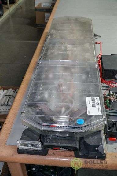 Code 3 21tr Light Bar With Controls Roller Auctions
