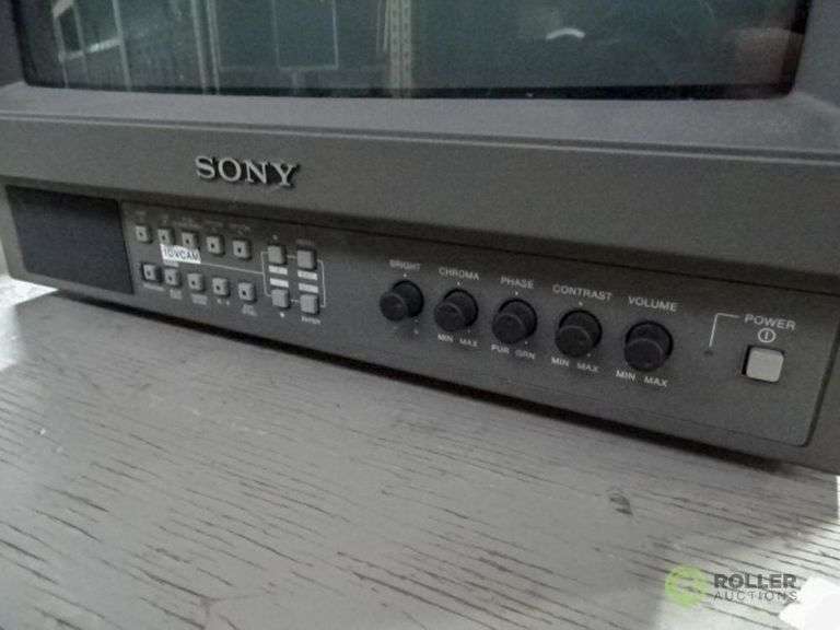Sony PVM-14L2 Trinitron Video Monitor - Roller Auctions