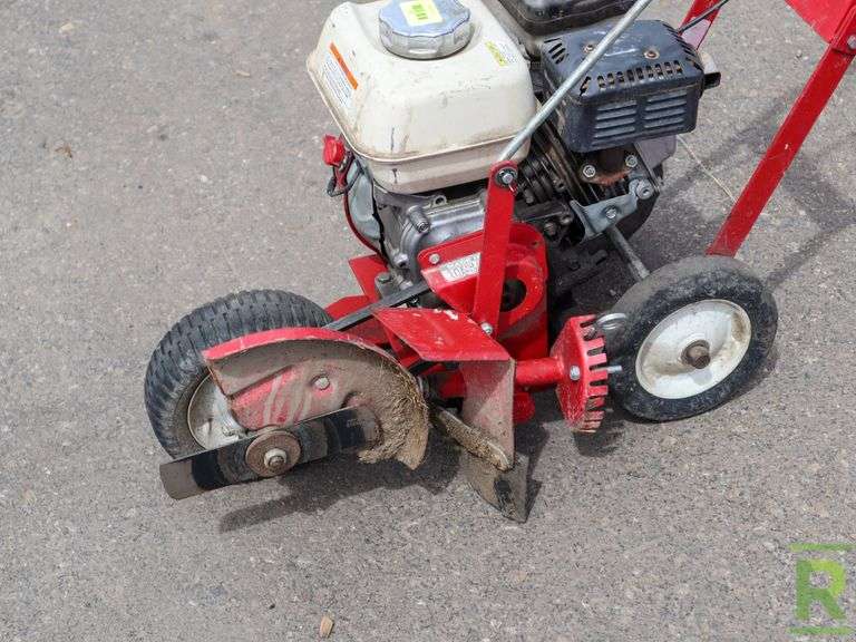 Tru-Cut Gas Lawn Edger, Honda Engine - Roller Auctions