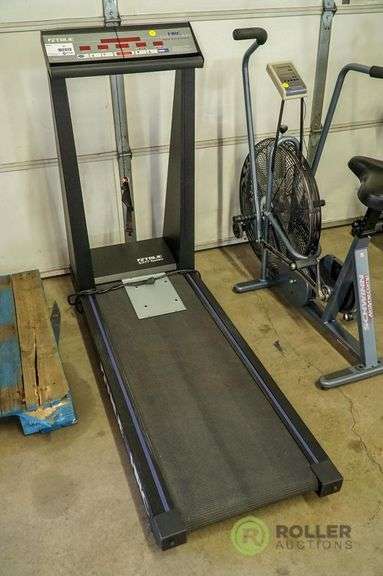 True 450 HRC Treadmill - Roller Auctions