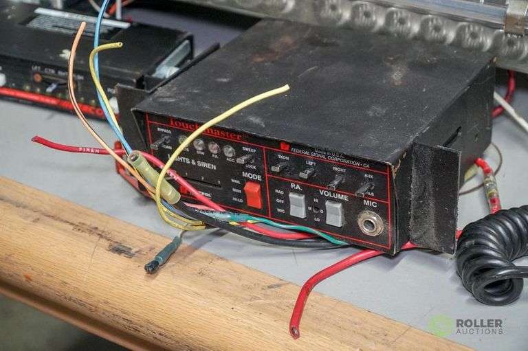 Code 3 21tr Light Bar With Controls Roller Auctions