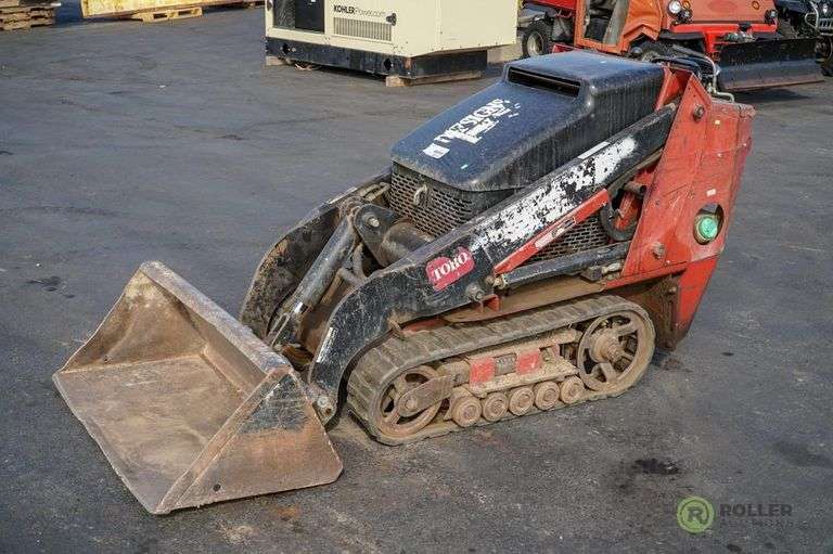 Toro Dingo TX-525 Walk Behind Mini Loader, 3-Cylinder Diesel, 6in ...