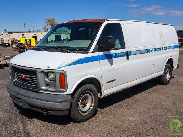 2001 GMC Savana 2500 RWD Cargo Van - Roller Auctions
