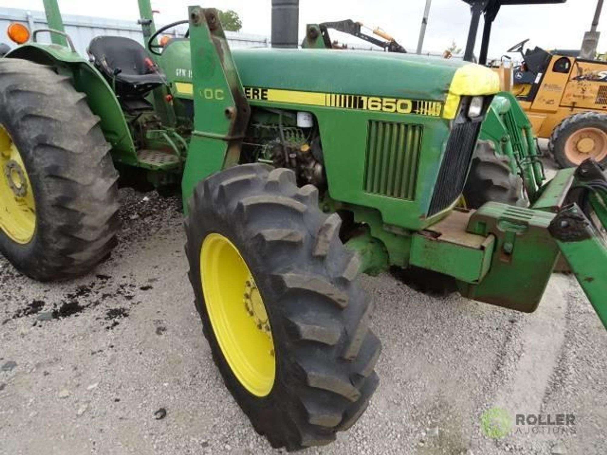 John Deere 1650 Utility Tractor: Review And Specs Tractor, 46% OFF