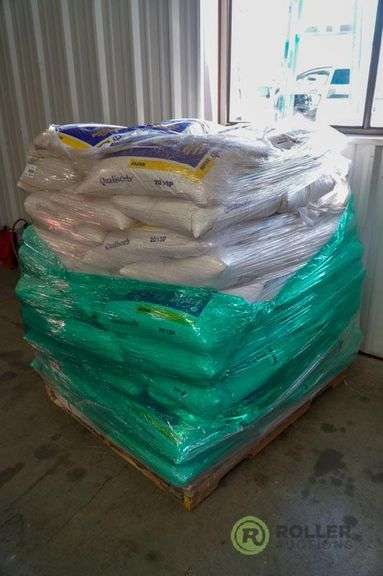 Pallet of (70) QuaLisorb 628N Granular Absorbent - Roller Auctions