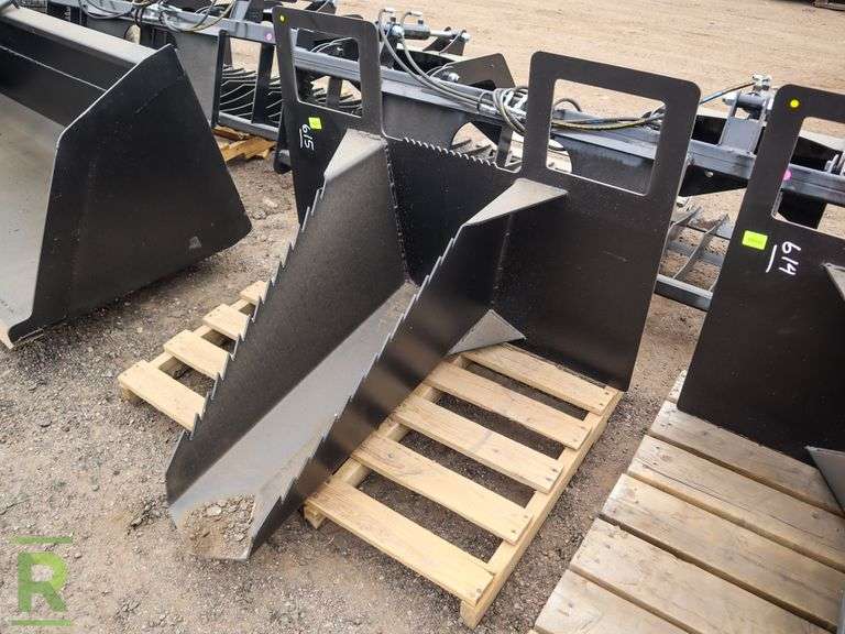 New Kit 40" Tree Spade Attachment to Fit Skid Steer Loader - Roller ...