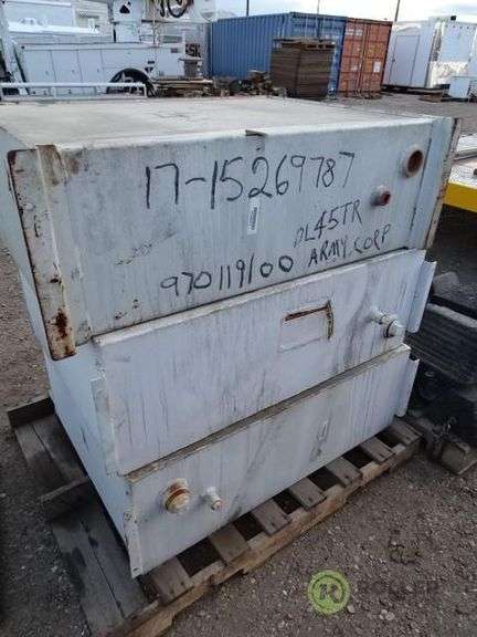 3 Altec 353-10001 Hydraulic Tank Assembly w/ Filters. 40in Wide X 14in ...
