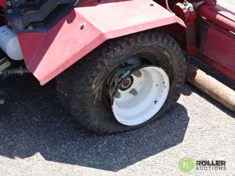 Toro Reelmaster 216-D Ride-On Mower, 3-Cylinder Diesel Engine ...