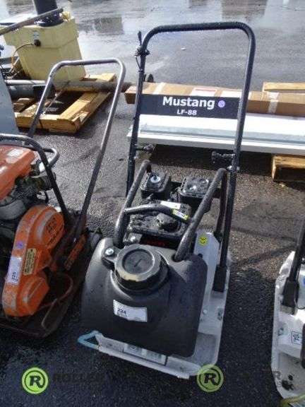 New Mustang LF-88 Plate Compactor, Gas - Roller Auctions