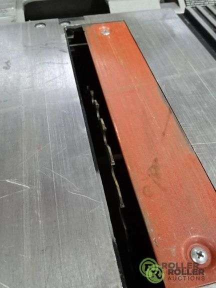 Skilsaw 3400 10in Table Saw - Roller Auctions