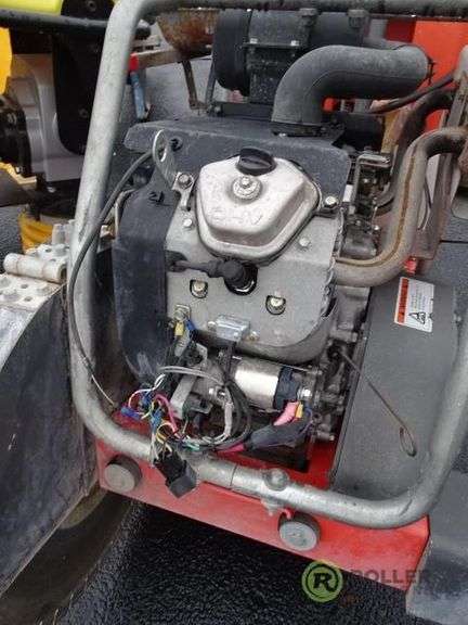 Husqvarna FS524 Walk Behind Concrete Saw, Showing 252 Hours With ...