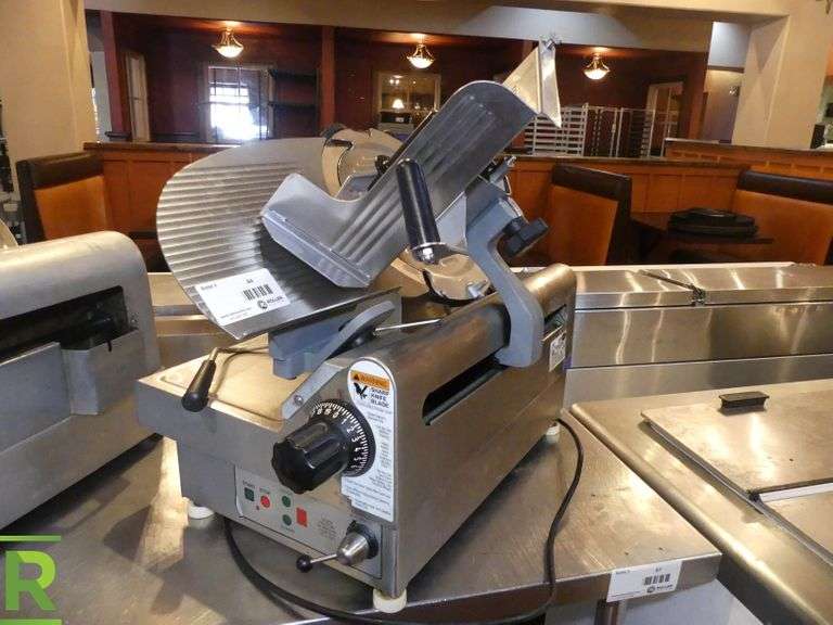 Globe 3850N Automatic Deli Slicer - Roller Auctions