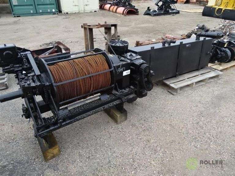 Adams Bed Winch- 3 Speed w/ Hydraulic Tank AT-8111-L1A -S/N 79-1061-7 ...